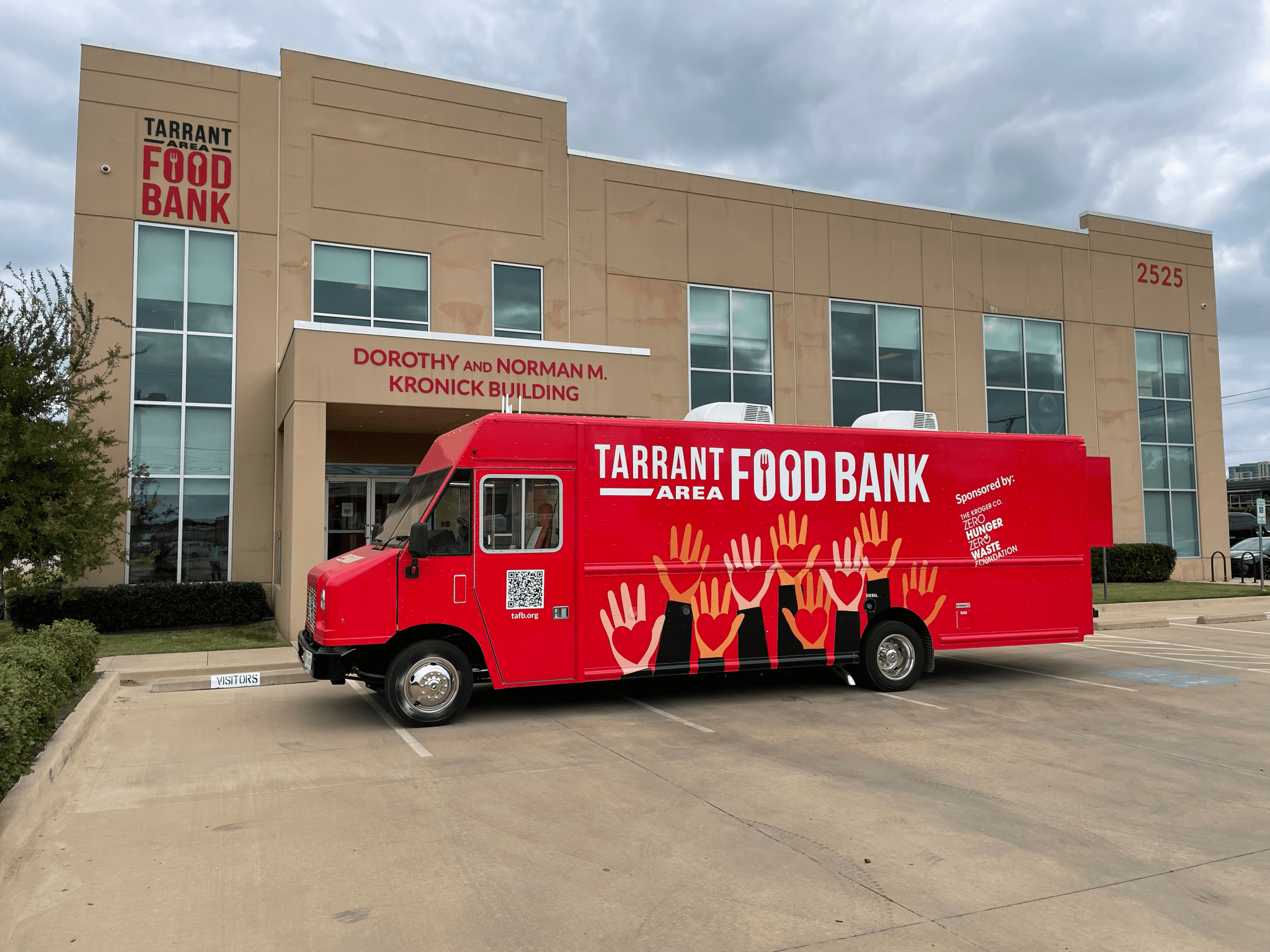 RED Bus - Tarrant Area Food Bank